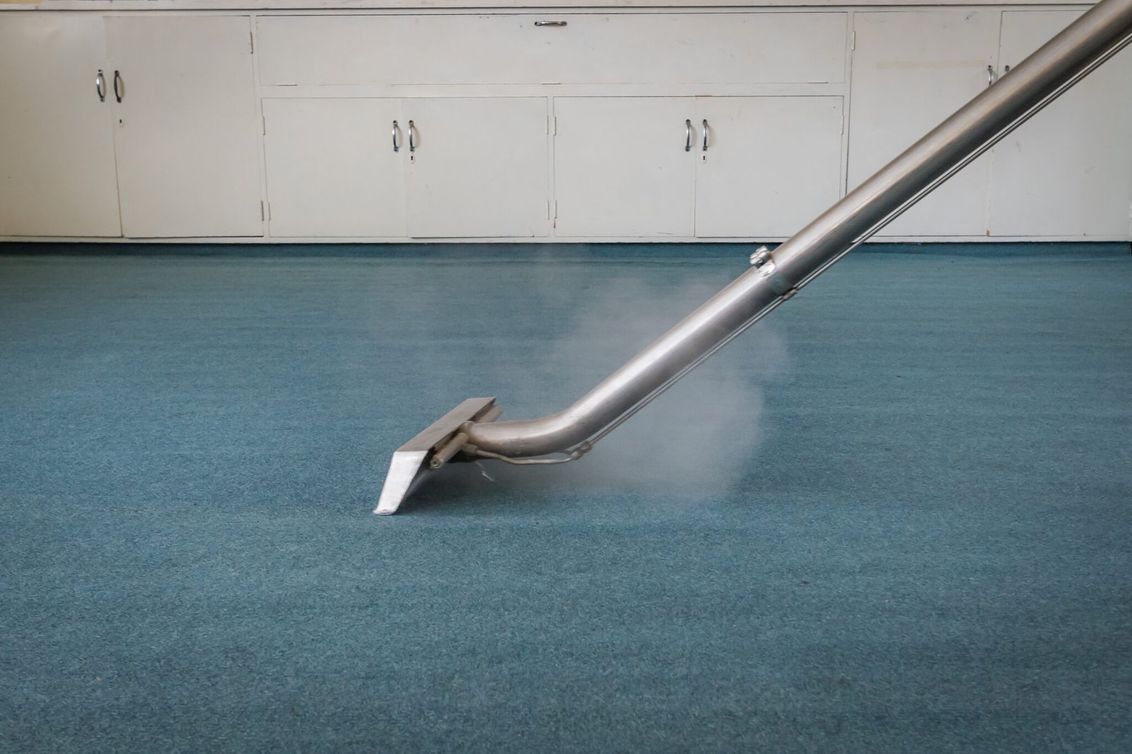 Commercial Floor Cleaning Services UK | DynoClean